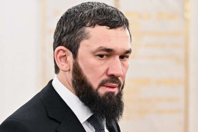 Putin awards Chechen Prime Minister Daudov rank of lieutenant general