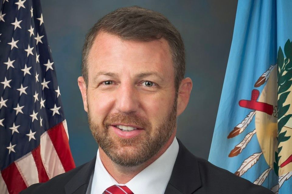 Republican Senator Mullin is blocking the MEGOBARI Act, US media reports